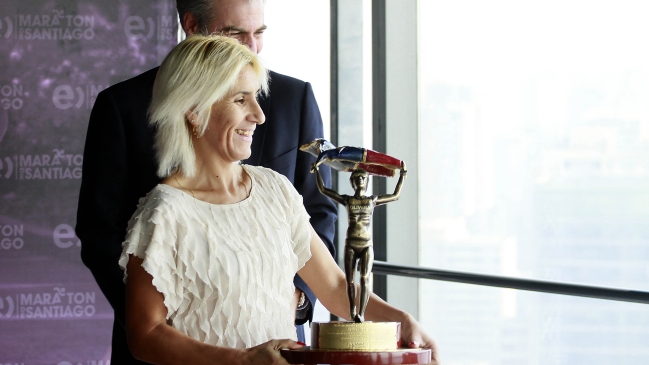 Maratón de Santiago instauró premio en honor a Erika Olivera – El Deportero